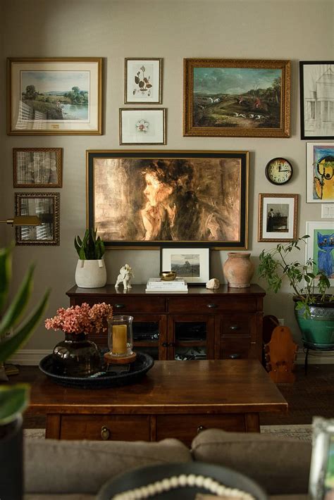 How To Make A Gallery Wall With Diffe Frames