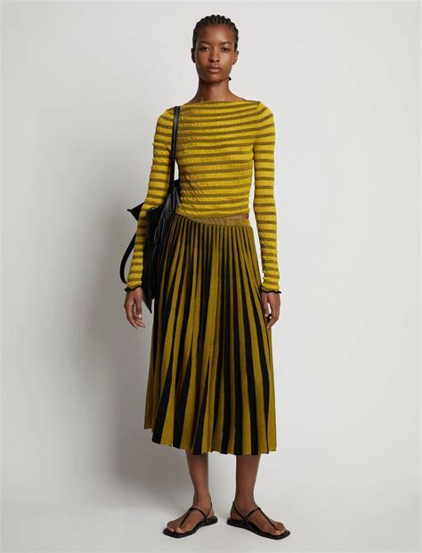 9 Striped Outfits To Rely On For An Effortlessly Chic Spring Vogue