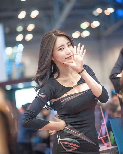 ボード「beautiful Asian Girls」のピン 韓国人女性 女性 コリアンビューティー