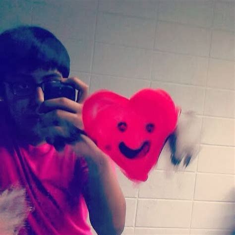 Nicolas Quezada Youtube