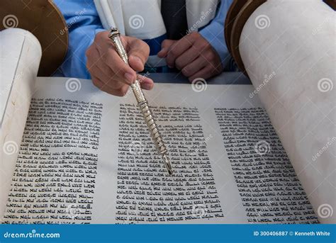 Reading From The Torah Scroll Using A Silver Pointer Or Yad Stock Image