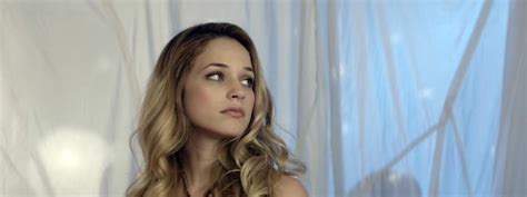 Alexis Knapp Photoshoot