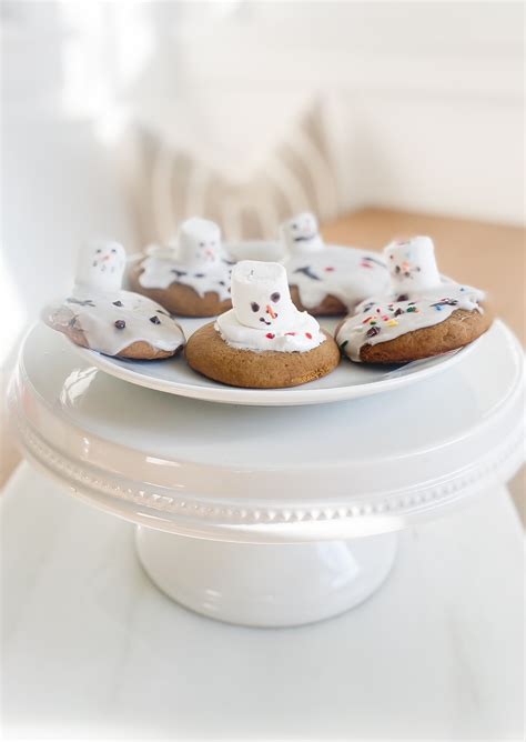 Melted Snowman Cookies Pie Crust And Pixie Dust