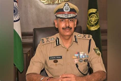 Who Is Ips Sanjay Arora New Commissioner Of Delhi Police 10 Points