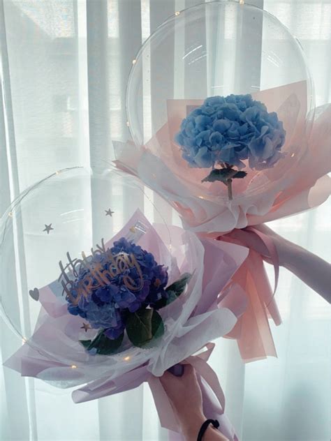 Hydrangea Balloon Flower Bouquet