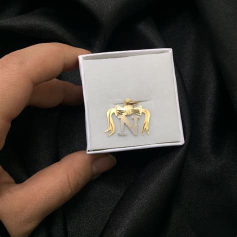 Isagha تعليقه ذهب عيار 18 من Ammar Gold