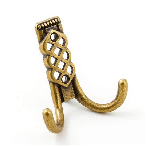 Pakaba 85 Mm 2 Kabliukų Sendintas Auksas P00031 Bengita