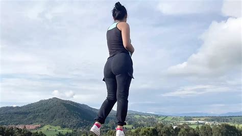 Echte Seks Met Mijn Stiefzus In Het Open Veld Frisse Lucht En Haar