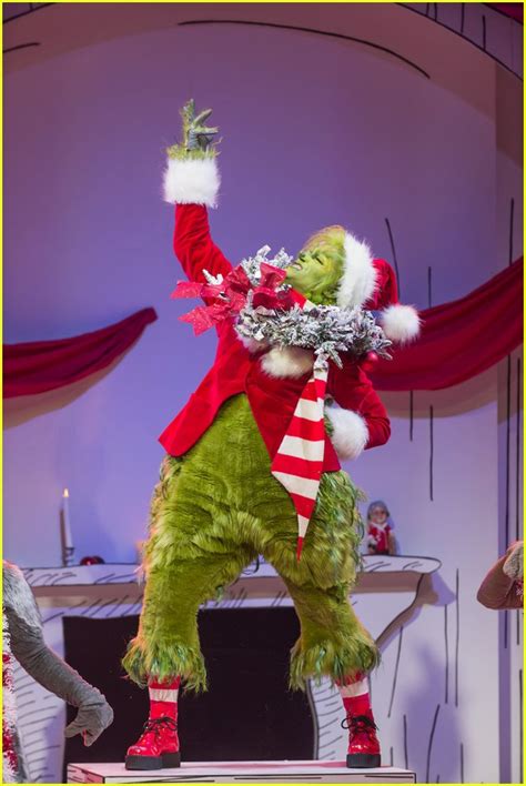 The Grinch Musical 2020 Full Cast Performers And Song List Photo