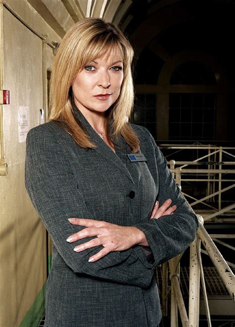 32 Iconic 90s Tv Shows We All Remember And Still Love Woman And Home