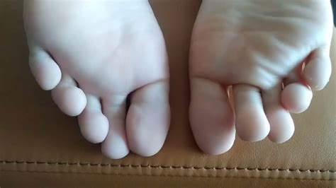Cute Japanese Feet Inspection Compilation Hina 24yo 235cm Japan