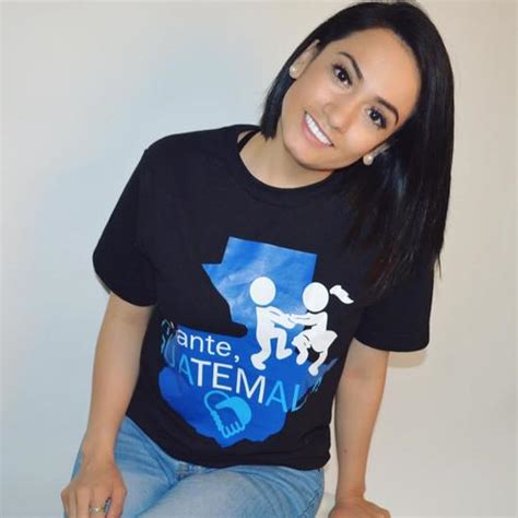 Katherine Narvaez Guatemalteca Que Obtuvo Dos Maestrías En Ee Uu