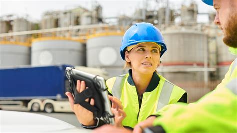 Refining Value Chain Optimization Vco With Saps Collaborative Mro