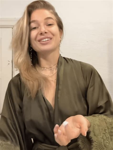 Lola Weippert Rhottvceleb