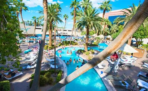 What Are The Best Hotel Pools In Las Vegas Vegas Right Now