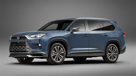 Ra Mắt Toyota Grand Highlander 2023 Chuẩn Ao ước Của Gia đình Với Hàng