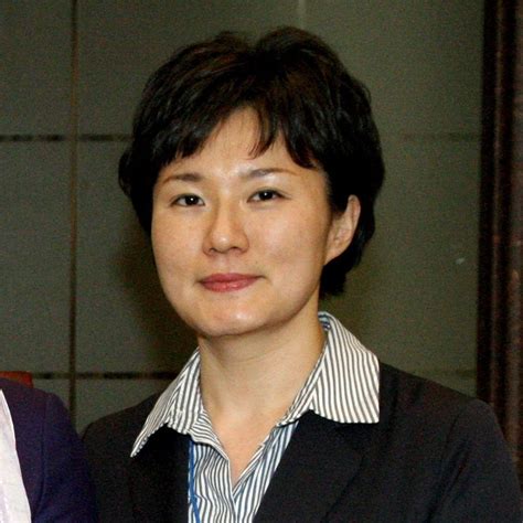 조수진 조수진 Updated Her Profile Picture