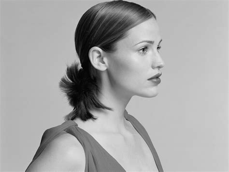 Download Wallpaper Look Pose Hair Makeup Actress Hair Look Pose Section Girls In