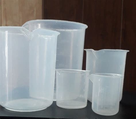 Plastic Beakers At Best Price In Ambala Cantt Haryana Mayalab Instrument