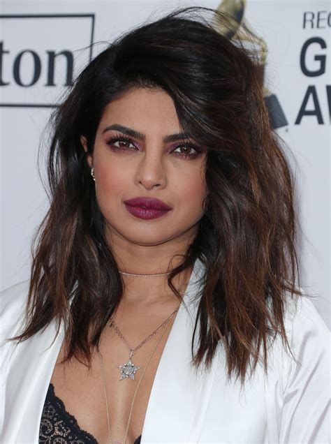 Indian Hairstyles For Women With Medium Hair