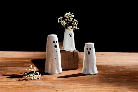 Ceramic Ghost Vases 3 Sizes Hammars Mercantile