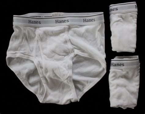 Hanes Mens 3 Pair Underwear White Briefs Medium 32 34