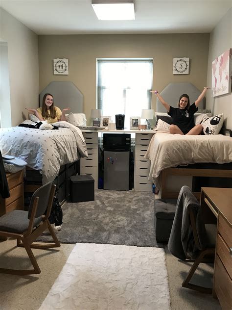 Pin By Shannon Graley On Dorm Room College Bedroom Decor Dorm Room