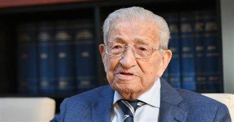 Compie Cento Anni Antonio Sergi Poliziotto Che Vive In Polesine