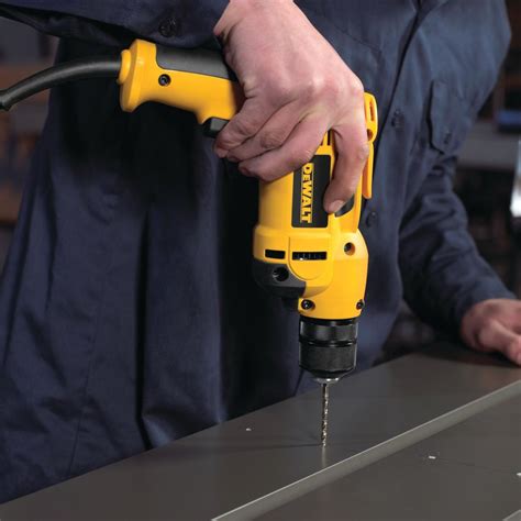 Black And Decker Dewalt D112 38 Inch 10mm Vsr Pistol Grip