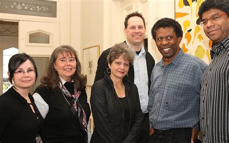 Claude Bourgie Bovet Mère Du Prix Littéraire Des Collégiens Nest Plus Le Devoir