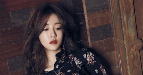 화보 정인선 슬럼프 당시 연기하는 내 모습 보기 싫었다 쉬는 동안 날 돌아보는 시간 가져