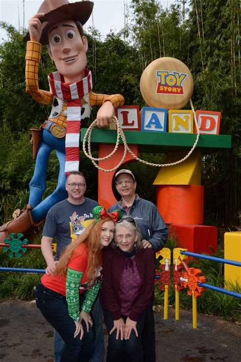 Flower Crowns And Disney Bound