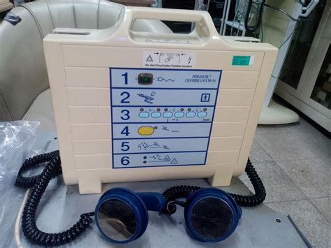 Secondhand Primedic Metrax M100 Defibrillator Without Monitor Medbidding