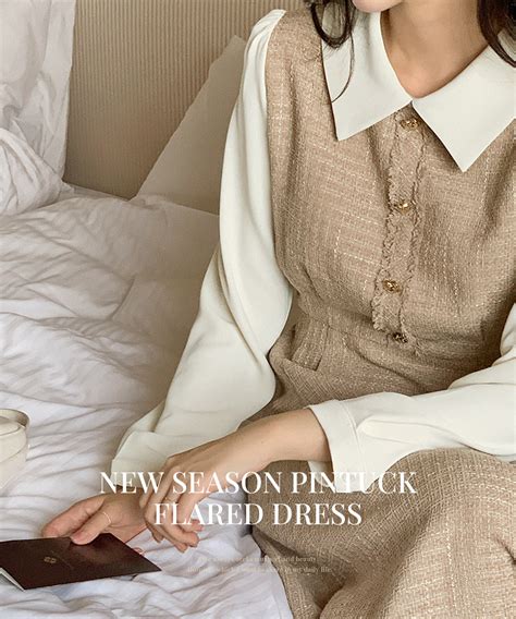 핫핑 하객룩추천💐 Made 르무아 카라넥 소매배색 골드버튼 핀턱 플레어 롱원피스 44~99 셔링 A라인 트위드 하객룩 소개팅룩 오피스룩 빅사이즈원피스 체형커버 군살커버