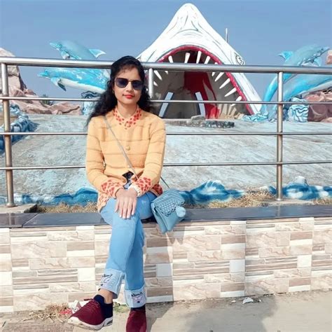 Riya Chowdhury ️🦋 Queenriya1543 • Threads Say More