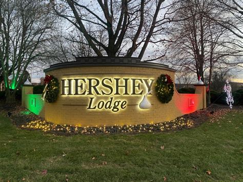 Holiday Decorations At The Official Resorts Of Hersheypark