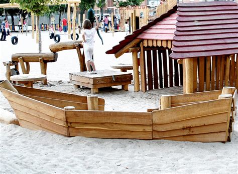 Acacia Robinia Kleine Boot