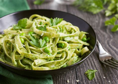 Duas Receitas De Massa Com Pesto Que São Deliciosas
