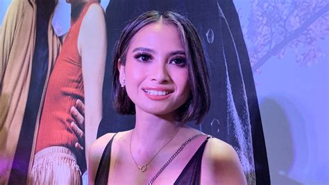 Foto Viral Film Suami Yang Lain Perselingkuhan Dibumbui Adegan Panas Acha Septriasa