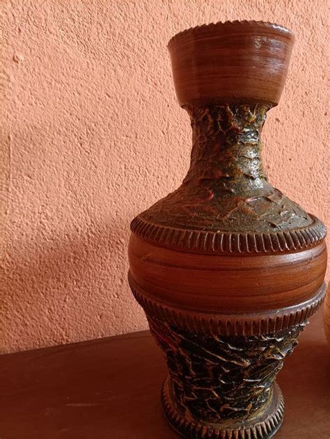 2 Jarrones Barro De Segunda Mano Por 1 Eur En Arenas De San Pedro En