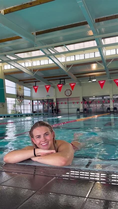 Phoebe Harris Phoebeharrisx2 Tiktok