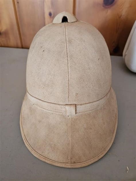 Pith Hat Live And Online Auctions On