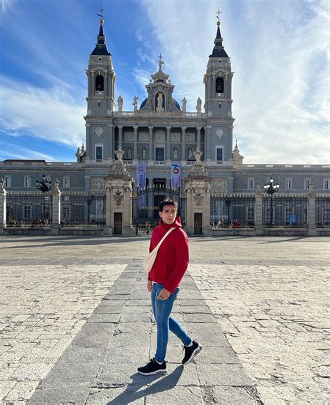 León André León André Added A New Photo — In España