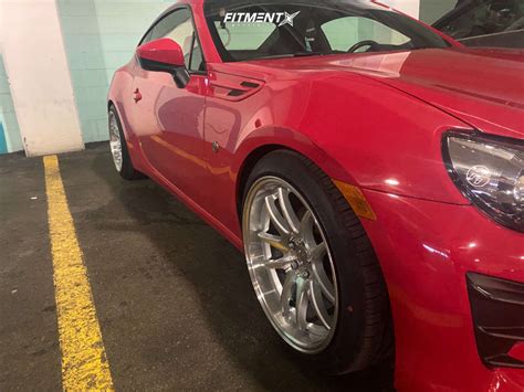 2017 Toyota 86 Base With 18x95 Aodhan Ds02 And Nexen 235x40 On