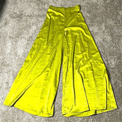 Brand New Akira Wavy Super Cute Pants Gem