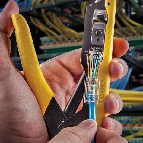 Data Cable Crimping Tool For Pass Thru™ Compact Vdv226 005 Klein