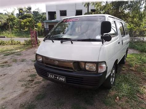 Toyota Townace Van For Sale Andiambalam Walpola Buy And Sell New And Used Cars Vehicles