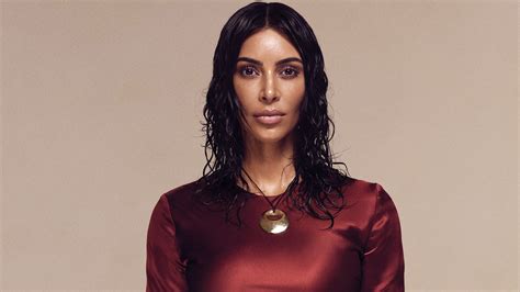 Kim Kardashian Wallpapers 42 Images Wallpapercat Kim Kardashian Wallpapers 42 Images Wallpapercat