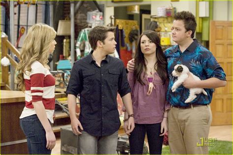 Jennette Mccurdy And Nathan Kress Sam And Freddie Are Dating Photo