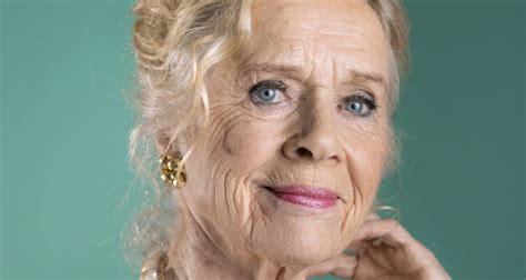Liv Ullmann Hedres Med Europeisk ærespris En Levende Legende Cinema